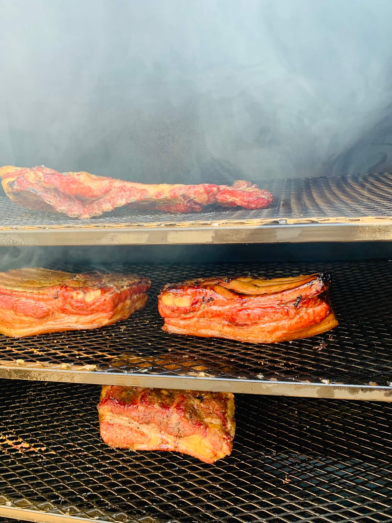 Home - Holy Smoke Smokehouse & Braai